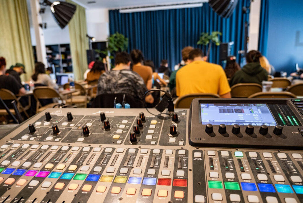 LAAMP is Revolutionizing Non-Traditional Music Education